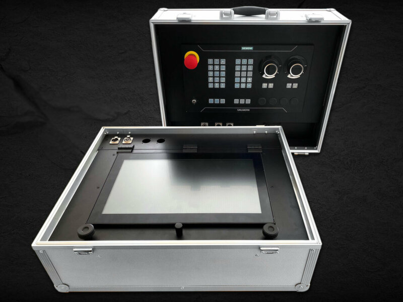 Best practice: Demo case brings control units to life - bwh Koffer